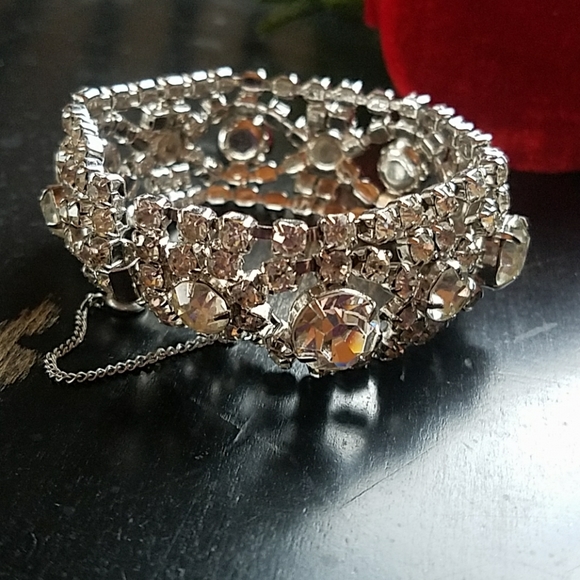 Vintage | Jewelry | Kramer Vintage Rhinestone Set Bracelet Earrings ...